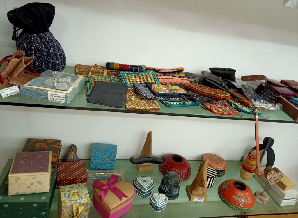Contact Us – Asha Handicrafts